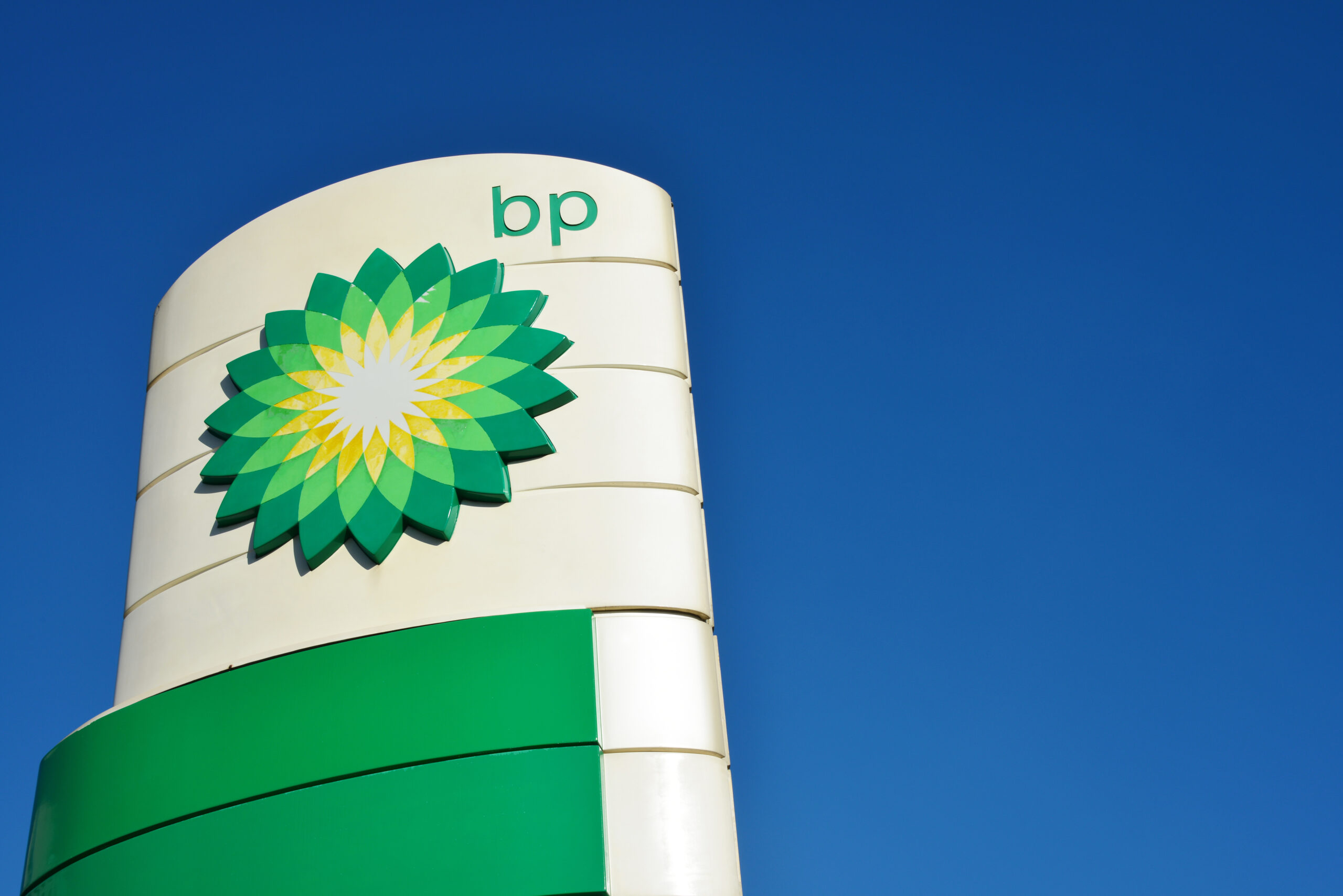 BP Expects to Grow Green Hydrogen Production, Sees Europe and Australia ...